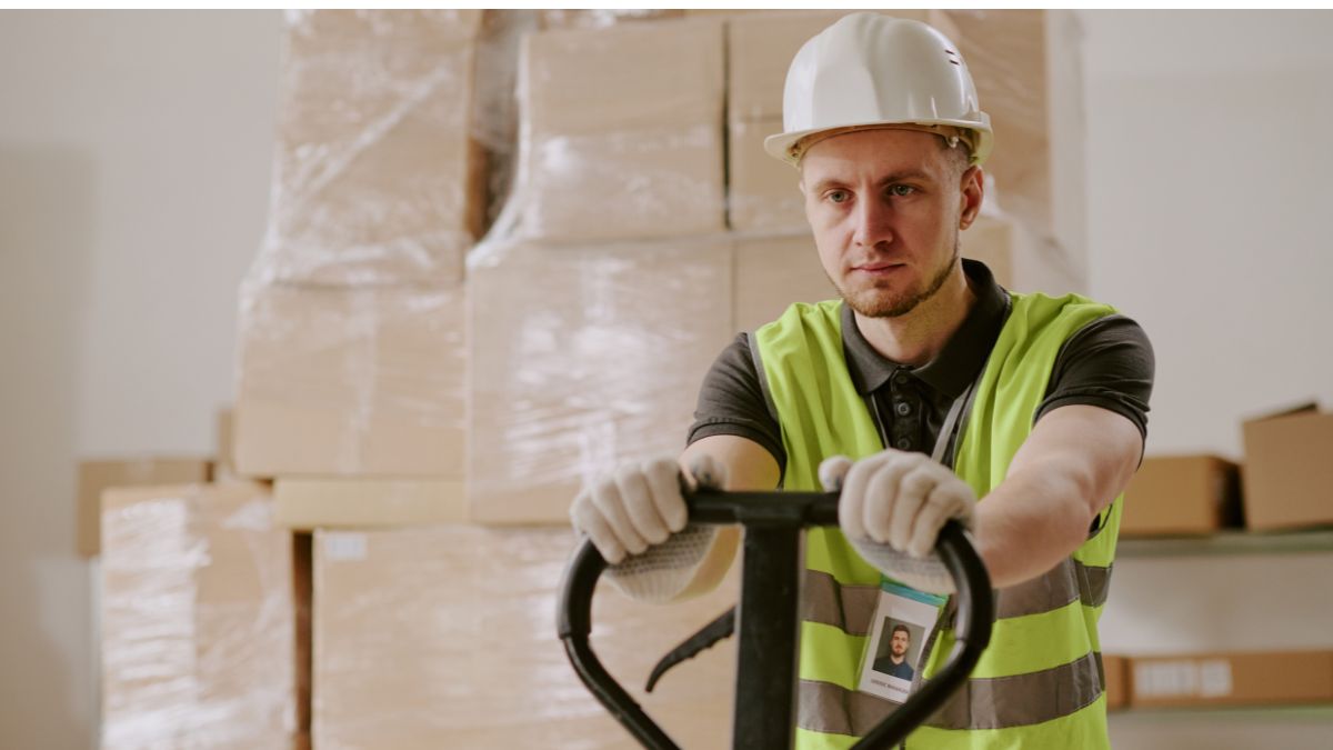 Can I Do Manual Handling Course Online? Start Learning